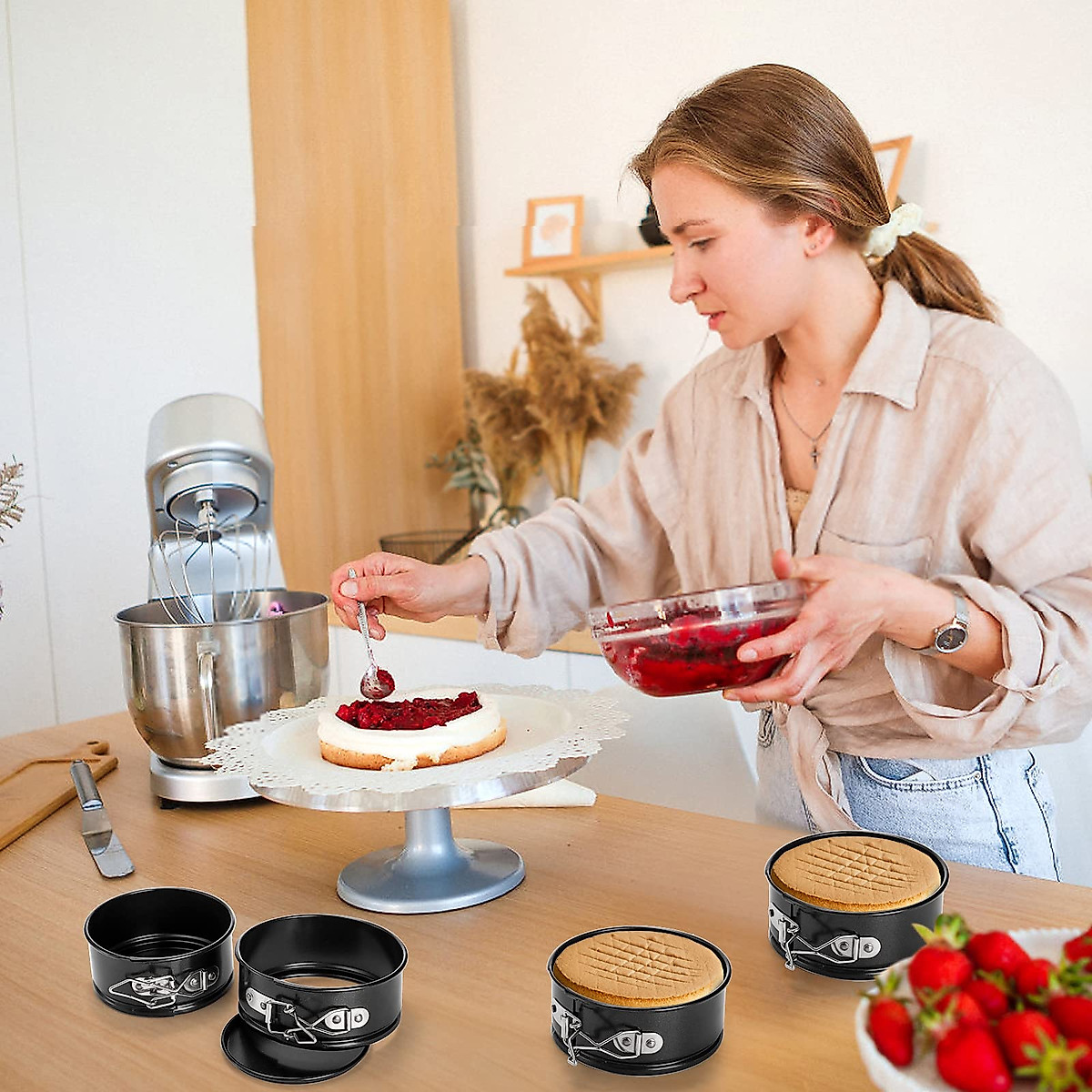 Tebery 4 Pack Nonstick Mini Springform Pan Set with 50 Pcs Parchment Paper Liners, 4 Inch Mini Cake Pan Cheesecake Pan Removable Bottom Bakeware for Mini Cheesecakes, Pizzas, and Quiches