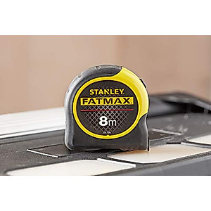 STANLEY FATMAX Tape Measure Blade Armor 8 M Metric Shock Resistant with Mylar Coating and Cushion Grip 0-33-728