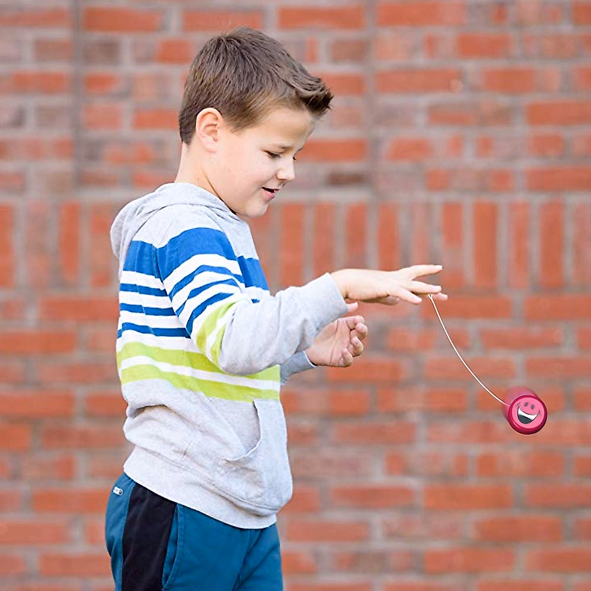 ArtCreativity Smile Face Yoyos for Kids, Pack of 12, Emoticon Yo-Yo Toys in Assorted Designs, Emoticon Birthday Party Favors, Goodie Bag Fillers, Holiday Stocking Stuffers, Classroom Prizes