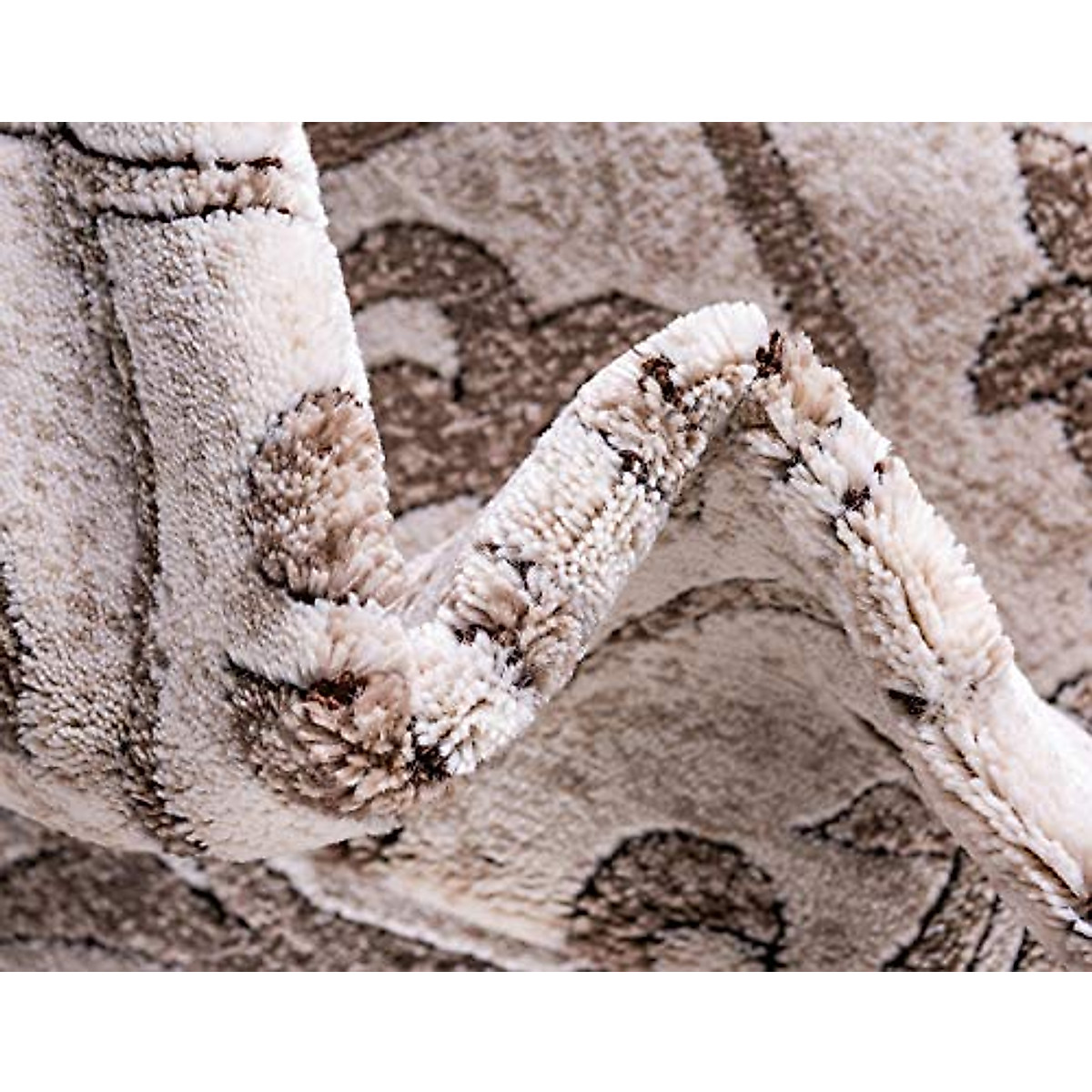 Unique Loom Rushmore Collection Classic Traditional White Tone-on-Tone Textured Intricate Design Area Rug (3' 0 x 9' 10 Runner, Tan/ Beige)