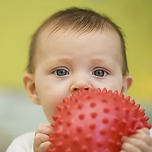 8.6 Inch 5 Pack Sensory Balls for Toddlers 1-3 with Pump Inflatable Knobby Bouncy Massage Balls for Babies Sports Playground Soft Tactile Indoor Outdoor Toss Roll Entertained Balls(sensory ball)