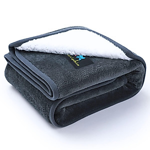 Waterproof Pet Blankets for Extra Large Dog Small Cat Blanket Washable for Couch, Car, Bed Sherpa Fleece Puppy Blanket Soft Plush Reversible Throw Furniture Protector Dark Grey Small（40" x 28"）