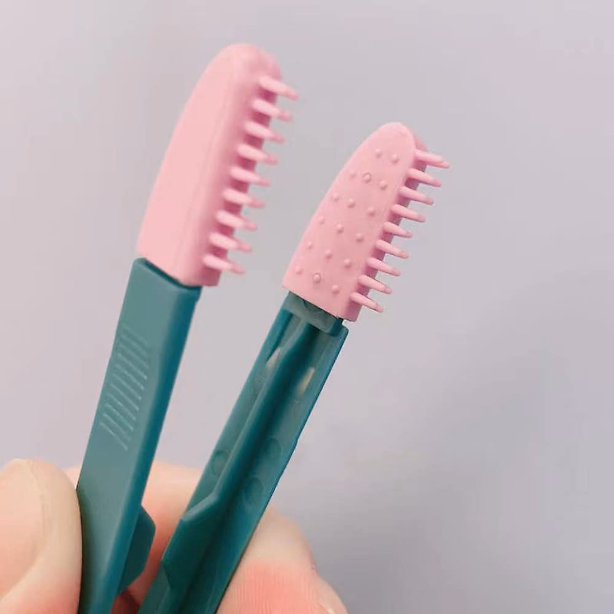 2 Pcs Tear Stain Remover Comb, Pets Brush for Tear Stain Remove, Soft Glue Brush, Clean Dirt Around Pet Eyes, No Eye Damage, Soft and Easy to Clean, It Can Also Be Used As a Toothbrush