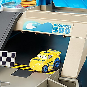 Disney Pixar Cars Mini Racers Rollin' Raceway Playset