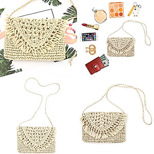 Meyaus Women Small Fringed Straw Woven Cross-body Bag Shoulder Bag Bohemian Beach Envelope Flap Handbag Purse