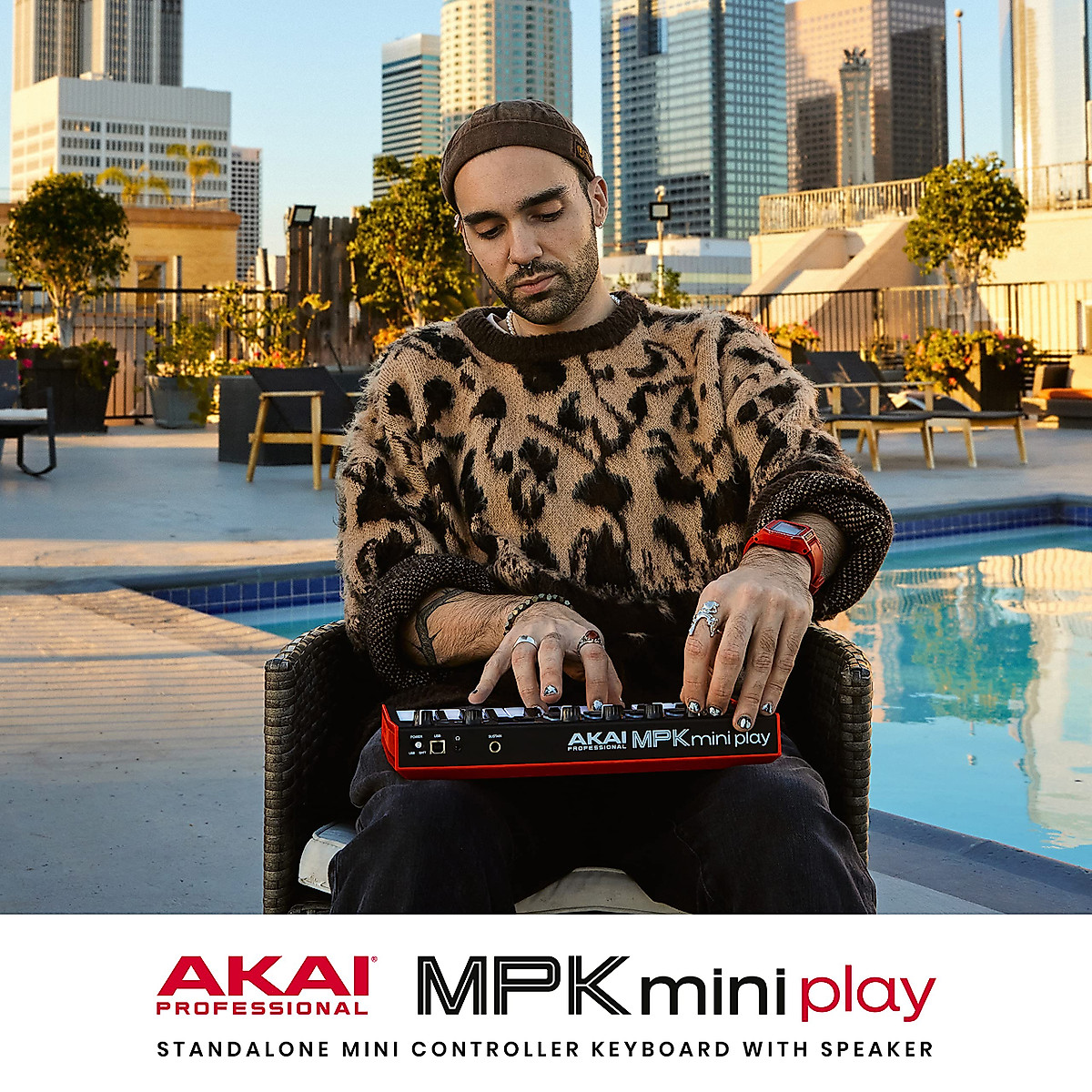 AKAI Professional MPK Mini Play MK3 - MIDI Keyboard Controller with Built in Speaker and Sounds Plus Dynamic Keybed, MPC Pads and Software Suite