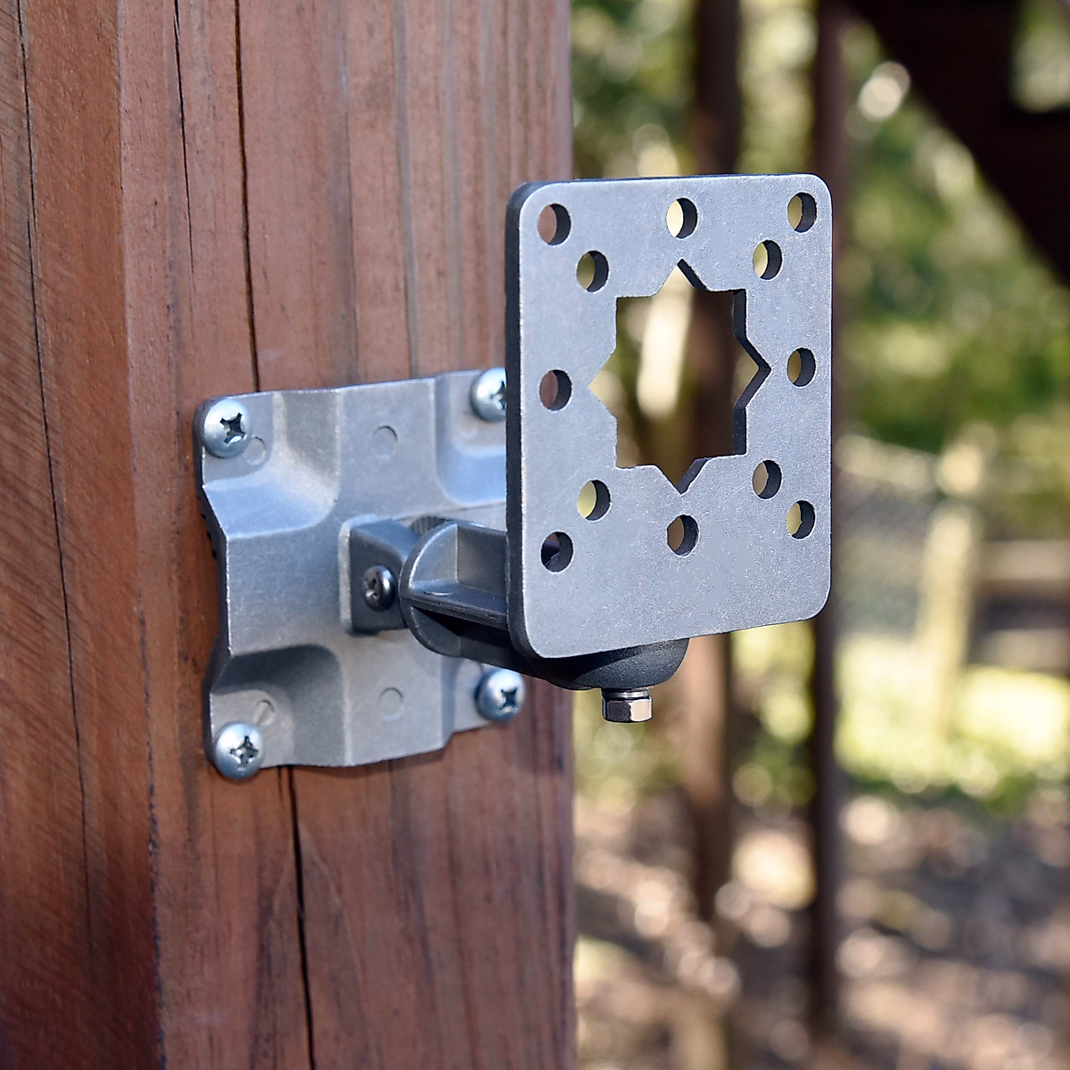 Proxicast Universal Wall / Pole Mount Adjustable Articulated Bracket for Outdoor Antennas, Cameras, Lights, Speakers, etc - Not for Mounting TVs or Monitors (ANT-810-AWB)