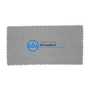 SanDisk 32GB Ultra (4 Pack) UHS-I Class 10 SDHC Memory Card, Retail Packaging - with (1) Everything But Stromboli (tm) Microfiber Cloth