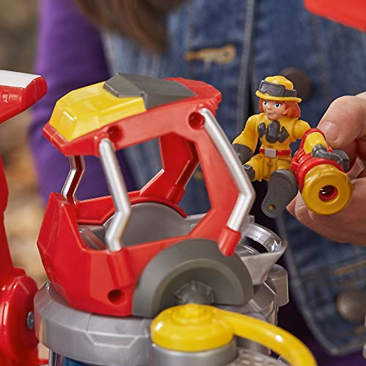 Chomp Squad Playskool Blazeasaurus and Sparks McKenzie, 20-Inch Brachiosaurus Dinosaur Firefighter Toy and Action Figure for Kids 3 and Up