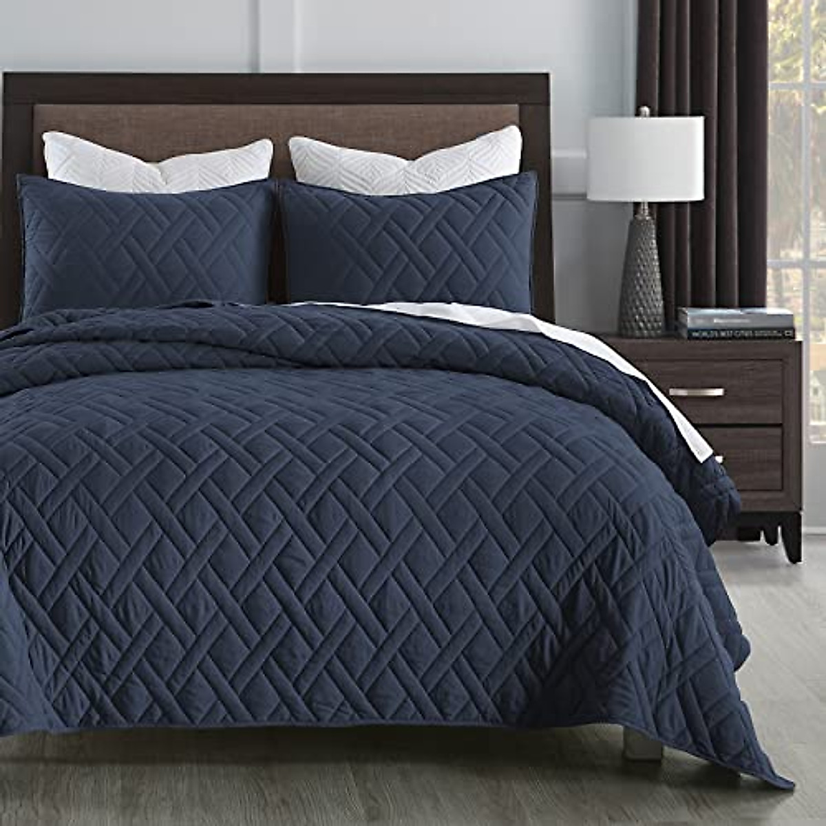 Quilt Set Queen Size Navy Blue, Classic Geometric Diamond Stitched Pattern, Ultra Soft Microfiber Lightweight Bedding Set Quilted Bedspread Coverlet for All Season 3 Pieces, 1 Quilt and 2 Pillow Shams