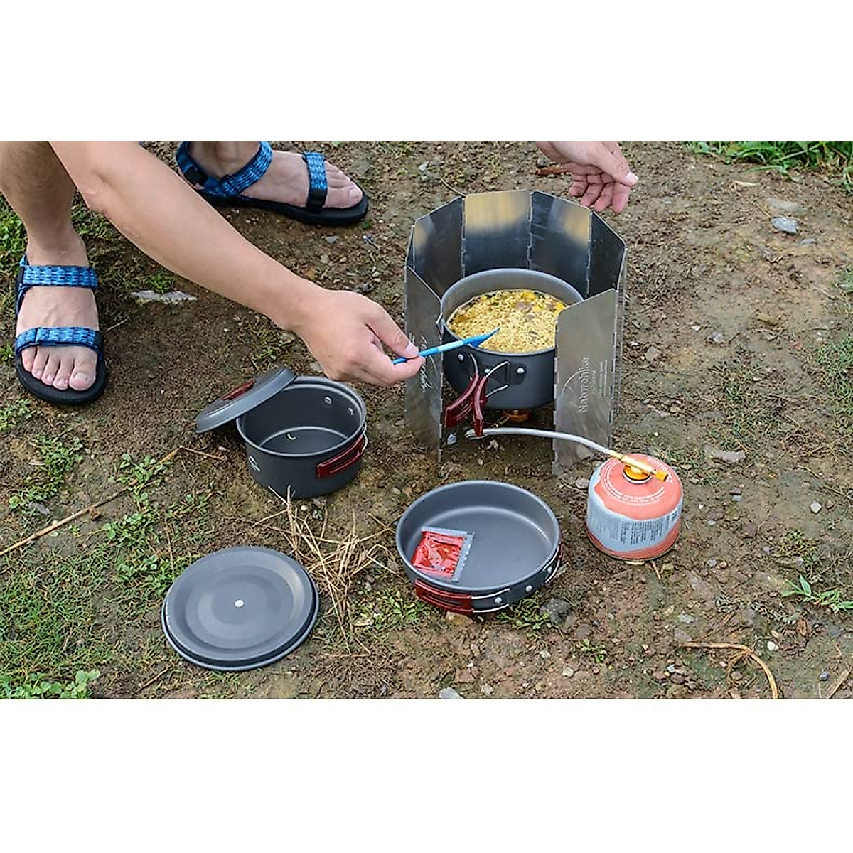 Naturehike Multifunctional Split Outdoor Portable Stove Windscreen Foldable 3000W Strong Firepower Portable Outdoor Camping Stove Windscreen（only windscreen）