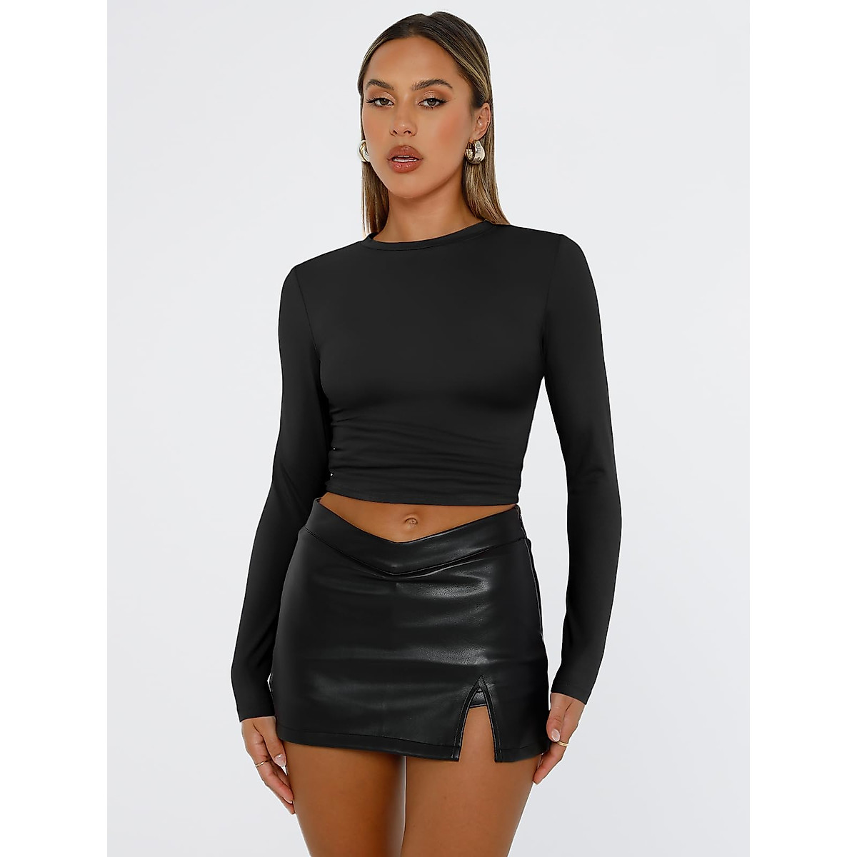 Trendy Queen Womens Long Sleeve Shirts Basic Tees Crop Tops Going Out Spring 2025 Workout Outfits Y2k Clothes Black S