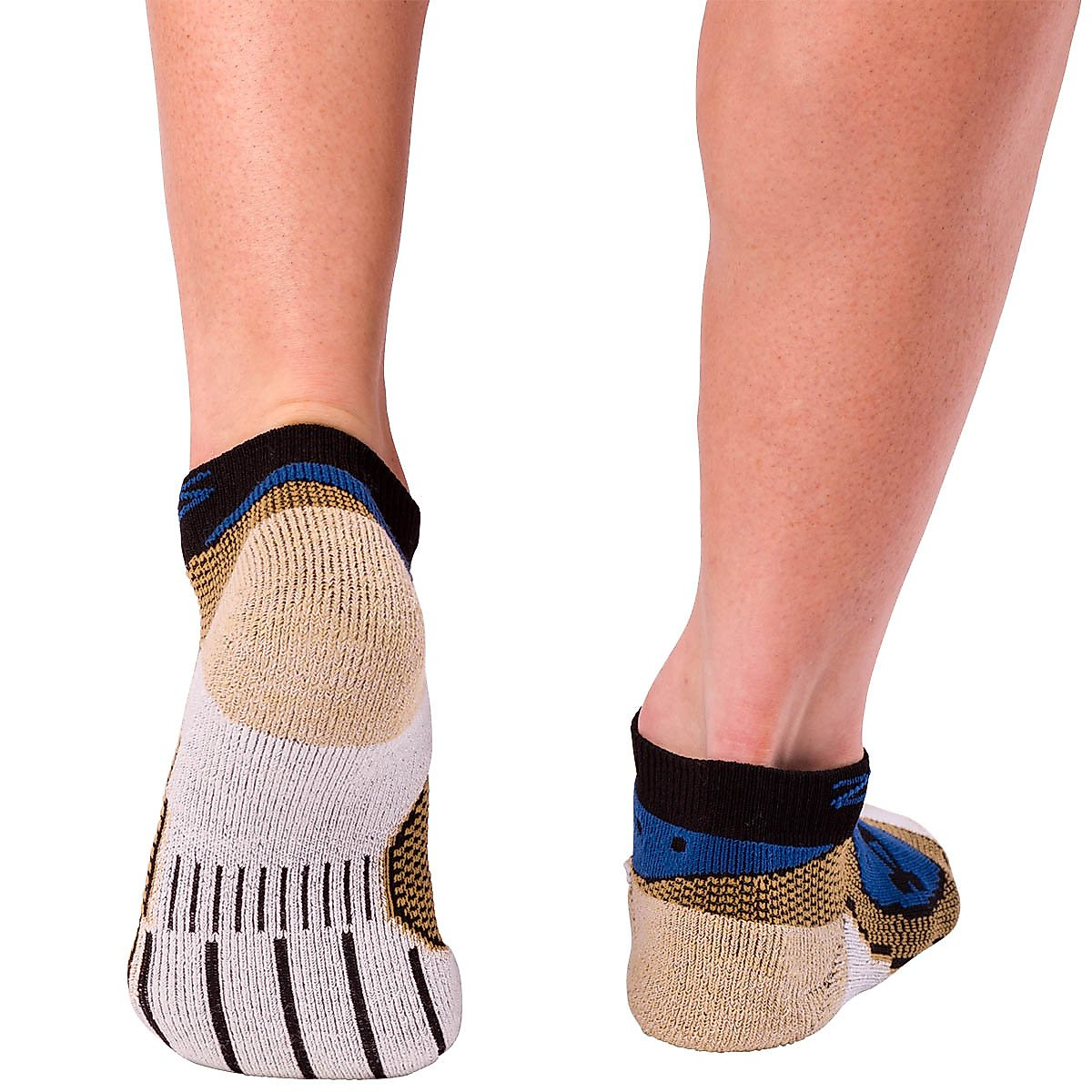 Zensah Copper Socks - Best Copper Running Sport Sock - Cushioned, Comfortable Fit - Great for Sports, Tennis, Golf, Basketball, Runners, Walking