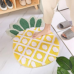 Pineapple Door Mat, Non-Slip Area Rug Cartoon Pineapple Welcome Rug for Home Decor Living Room Bedroom Bathroom Fruit Indoor Mat Machine Washable Carpet, 32 x 20 inch