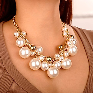 Wiwpar Women Statement Gold Short Chain Pendant Pearl Necklaces Chunky Faux Pearl Cluster Collar Bib Choker Necklace and Earrings Set for Women Gift
