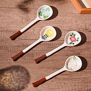 FYUEROPA Ceramic Soup Spoons Set Asian Spoons Chinese Japanese Tablespoon for Ramen Pho Wonton Dumplings Miso - Set of 4