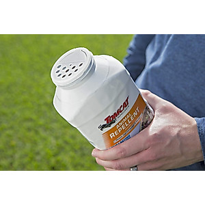 Tomcat Repellents Animal Repellent Granules1 - Repels Rabbits, Squirrels, Groundhogs and Other Small Animals, Contains Essential Oils, Long Lasting, No Stink, Rain-Resistant, 2 lbs.