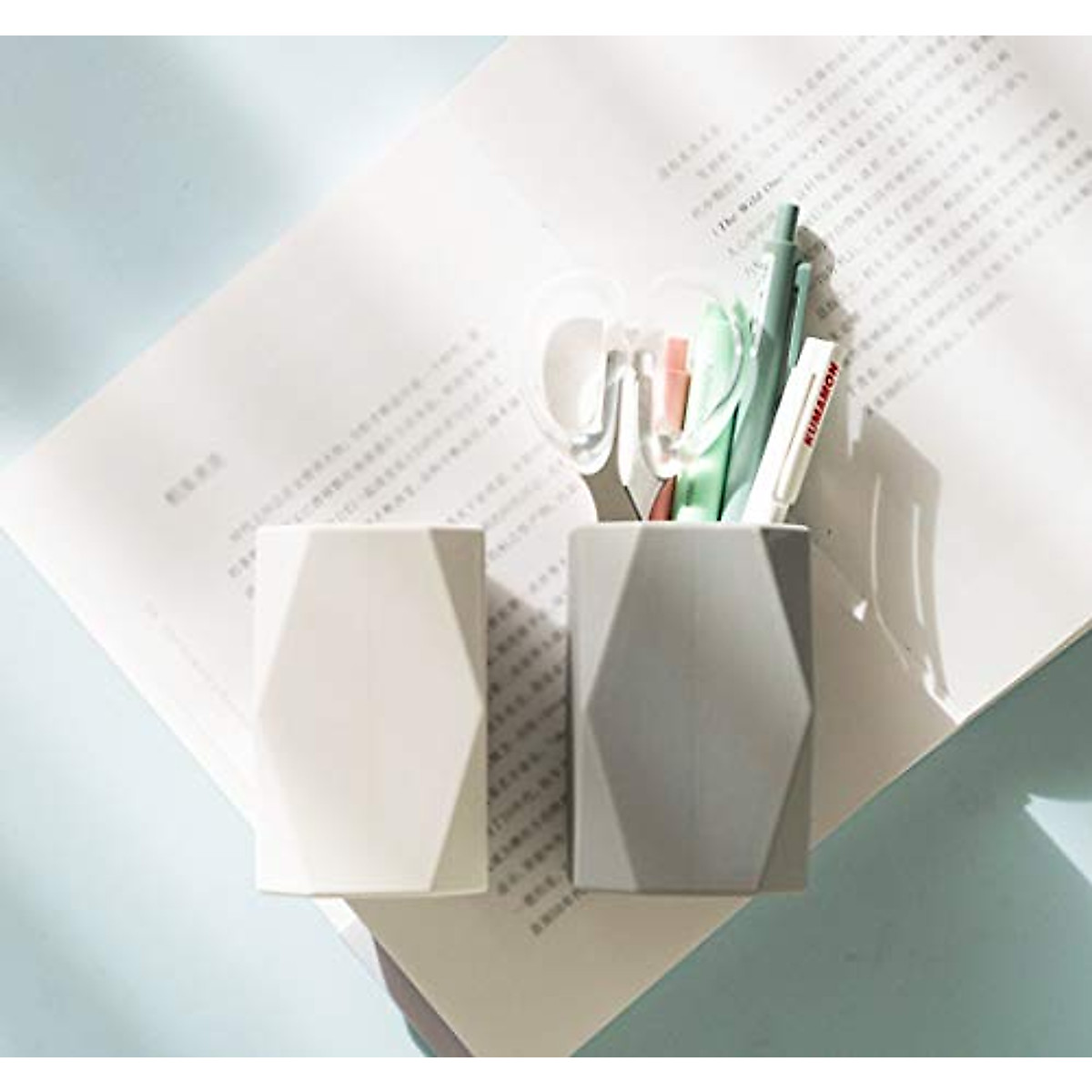 Cerpourt 2 Pack Silicone Pencil Holder White Geometric Pen Cup for Desk Makeup Brush Holder,Desktop Organizer Pen Holder Ideal Gift for Office Home