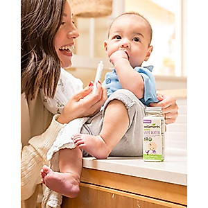 Wellements Organic Gripe Water, 4 Fl Oz, Eases Baby's Stomach Discomfort and Gas, Free from Dyes, Parabens, Preservatives