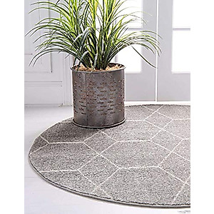 Unique Loom Trellis Frieze Collection Area Rug - Geometric (5' 1" Round, Light Gray/ Ivory)