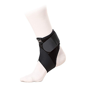 Shock Doctor Ankle Support w/Fig 8 Strap Blk M