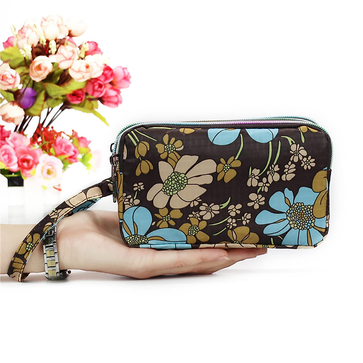 IKAXIYO Women Floral Print Cloth Wristlet Bag Coin Purse Zipper Wallet Cell Phone Pouch, Beautiful and Durable (A1)