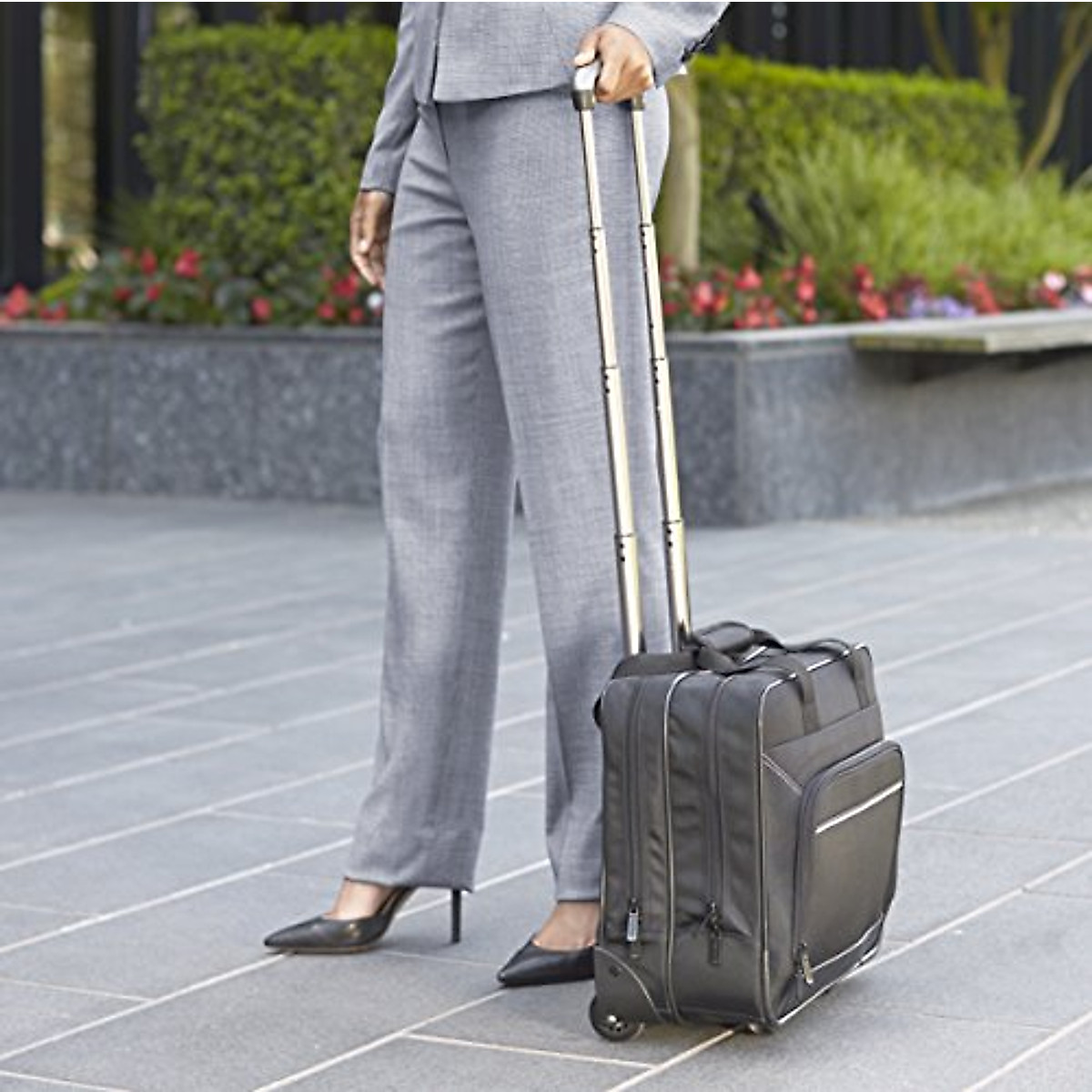 Amazon Basics Rolling Laptop Case