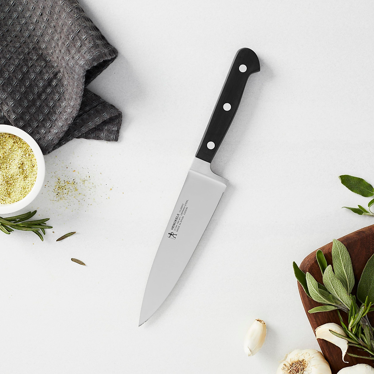 HENCKELS Classic Razor-Sharp 6-inch Chef's Knife, German Engineered Informed by 100+ Years of Mastery