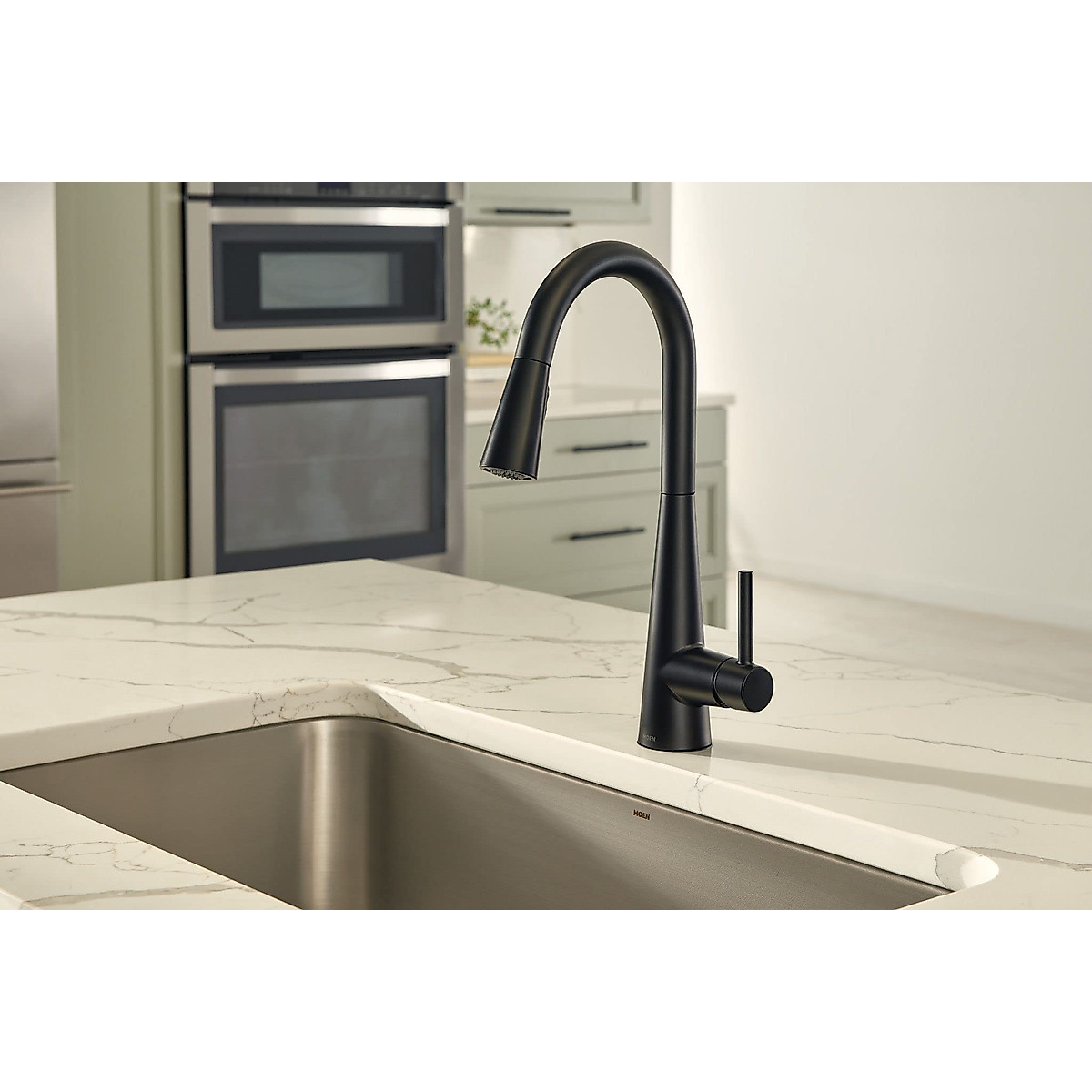 Moen 7864BL Sleek One-Handle High Arc Pulldown Kitchen Faucet Featuring Reflex (7864BL), Matte Black with Kitchen Soap and Lotion Dispenser