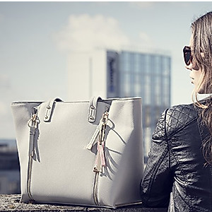 Pretty Useful Tools Gold Travel Nail and Manicure Set With Tweezers and Carabiner