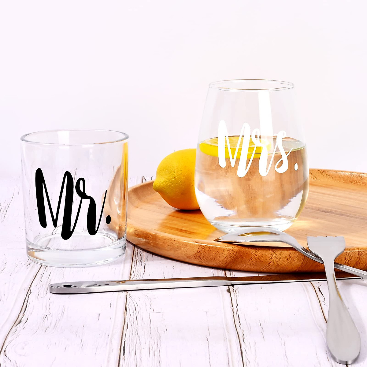 Futtumy Mr & Mrs Whiskey Glass and Stemless Wine Glass Gift Set, Valentine’s Day Gift for Mr Mrs Couple Husband Wife Bride Groom, Unique Glass Set Idea for Valentine’s Day Birthday Christmas Wedding