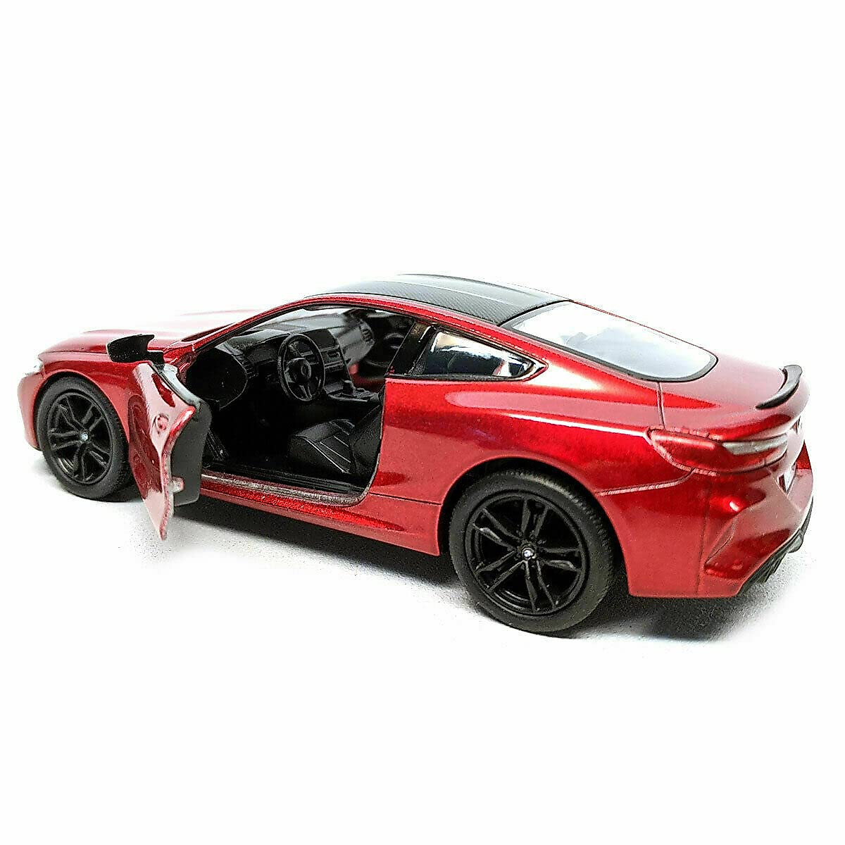 KiNSMART 1:38 BMW M8 Competition Coupe 4 Set
