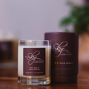 Isle of Skye Candle Company Heather and Wild Berries 100% Natural Blend SOYA Botanical Oils