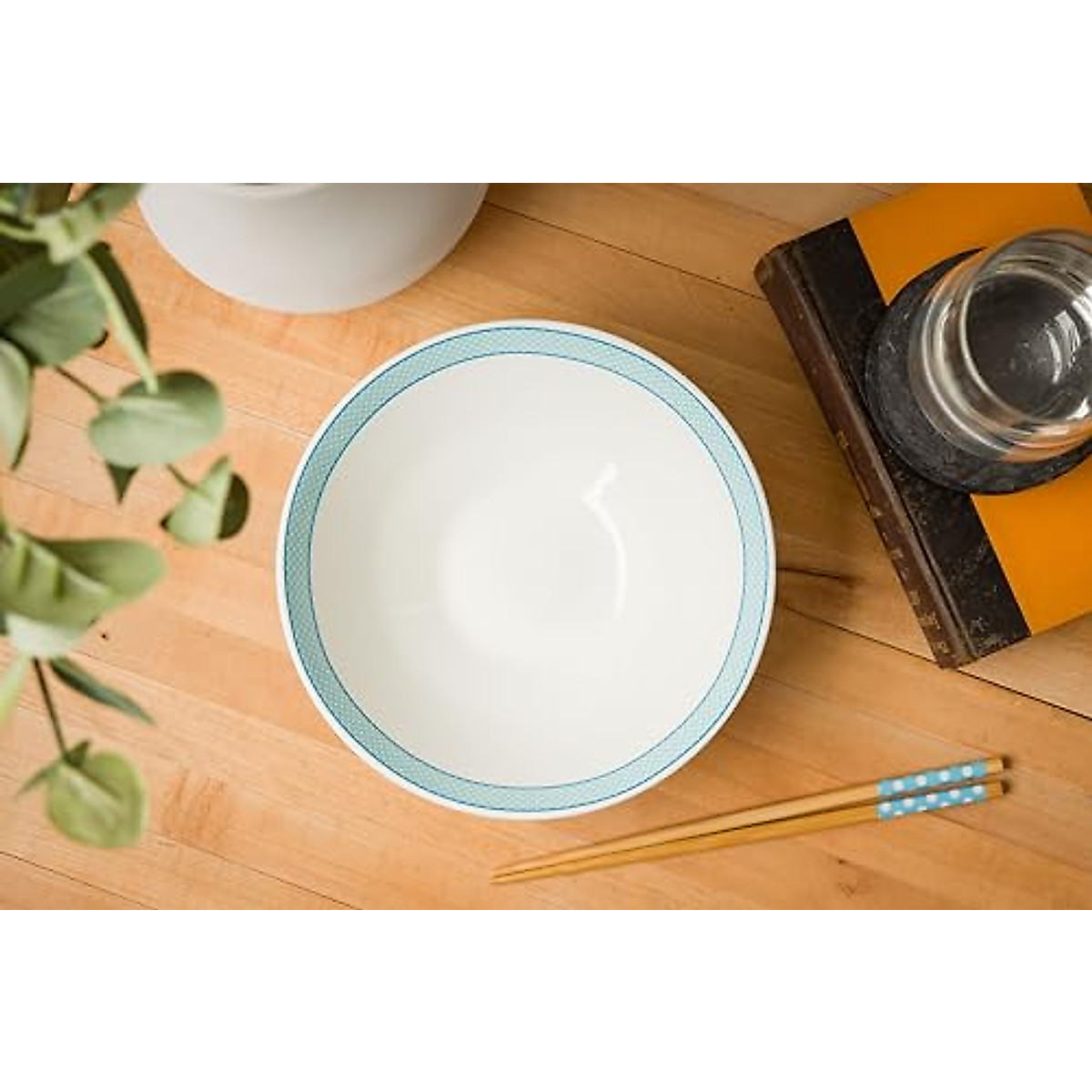 Silver Buffalo Hello Kitty and Friends Little Twin Stars, Pompompurin, Pochacco, Cinnamoroll, Kuromi, My Melody, and Keroppi Ceramic Ramen Noodle Rice Bowl with Chopsticks, Microwave Safe, 30 Ounces