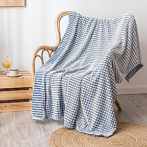 LOMAO Flannel Blanket Throw Blanket Soft Warm Fleece Blanket Lightweight Blanket with Grid Pattern for Couch Sofa Bed Chair Home Decor (Navy+Flannel, 51"x63")
