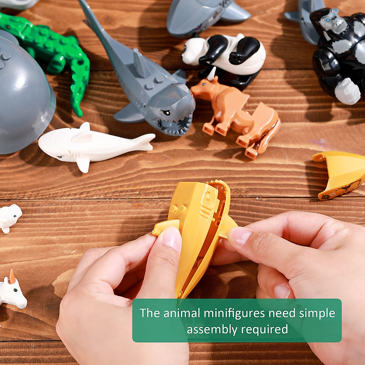 Aoriher 16 Pcs Zoo Animals Building Blocks Jungle Model Figures Set with Orangutan Panda Shark Giraffe Panda Building Bricks for Adults City Animal Building Bricks Figures Compatible with Major Block