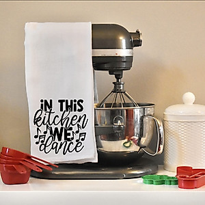 in This Kitchen WE Dance Funny Kitchen Towels with Sayings, Funny Dish Towels, Flour Sack Towel, Tea Towel with Quotes, Decorative Kitchen Towel, for Housewarming Christmas Mothers Day
