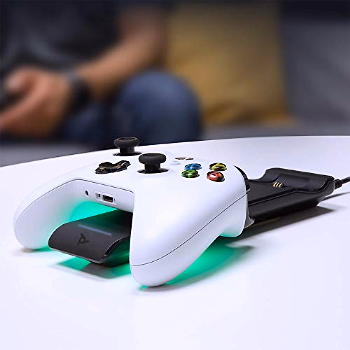 PDP Gaming Magnetic Ultra Slim Charging System: Black - Xbox One