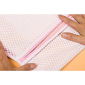 Dearjana Set of 2 Honeycomb Mesh Laundry Bags - 2 Jumbo XX-Large Sturdy Wash Bags for Delicate, Sweaters, Long Sleeved Shirts, Undergarments, Tank Tops, Hosiery, Baby Clothes