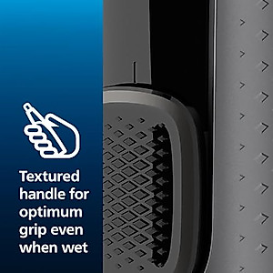 Nose Hair Trimmer, Series 3000 Nose, Ear and Eyebrow Trimmer Showerproof with Protective Guard System, Battery-Operated, No pulling Guaranteed - NT3650/16