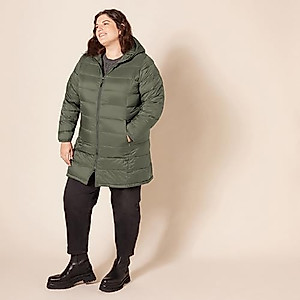 Amazon Essentials Women's Regular-Fit Lightweight Water-Resistant Packable Hooded Puffer Coat (Available in Plus Size), Dark Olive, Large