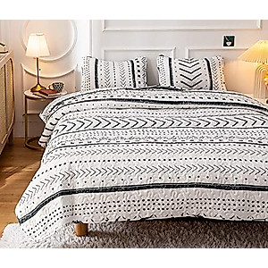 JANZAA Boho Bedding Bedspreads Queen Size,3 PCS Bohemian Quilt Set with Geometric Printed for All Season(Two Pillow Cases)