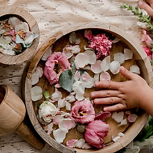 KOOKAROO Round Sensory Tray + 4 Wooden Sensory Bin Tools, Montessori Pouring Set, Waldorf Toys, Sensory Bins for Toddlers 3-4, Sand Tray, Montessori Tray, Sensory Trays, Wooden Scoop, Tactile Toys.