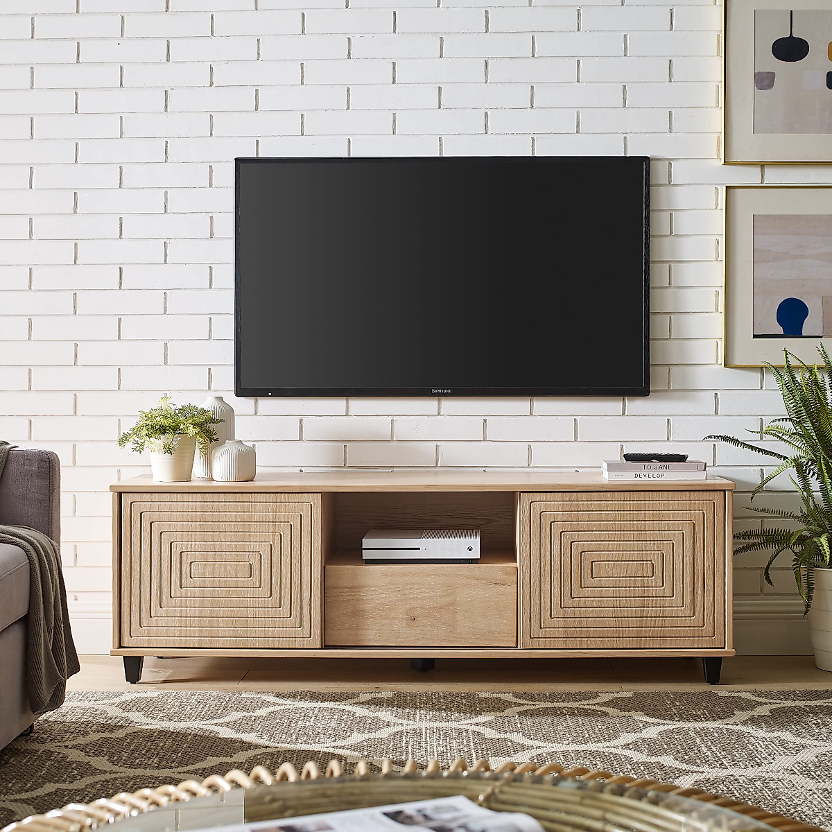 MUSEHOMEINC Wood TV Stand/Media Console with Shelve and Drawer for Living Room,Mid-Century Modern Style,Beige and Black Finish