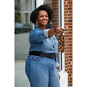 KEYPER 2-Piece Luxe Wristlet Set (IT Bag and a Key Ring Bracelet) PU Vegan Leather Classic Clutch Luxury Purse (Black Silver)