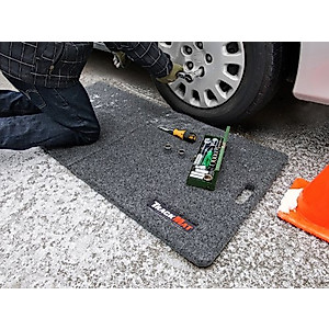 Bedrug | Folding Track Mat / Knee Protection Mat | TrailerWare | 2' x 4' / Charcoal Grey | TW2X4MAT