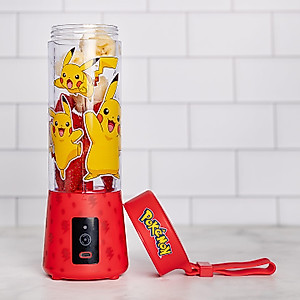 Uncanny Brands Pok mon Pokémon USB-Rechargeable Portable Blender