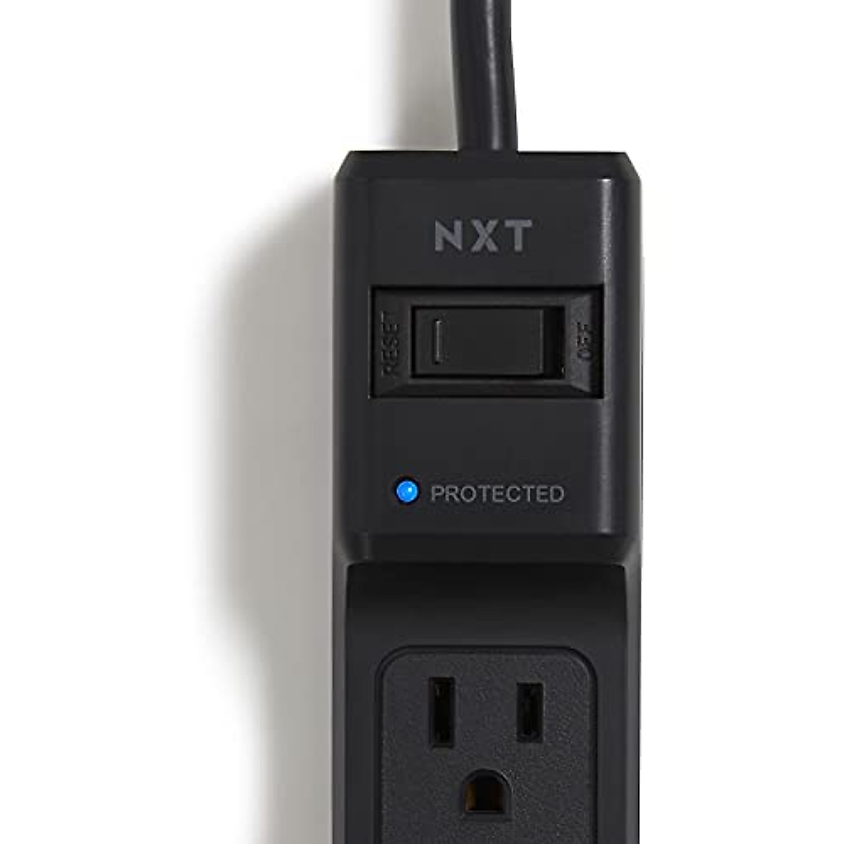 NXT Technologies 24373161 6-Outlet Surge Protector 4Ft Cord 600 Joules