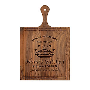 Custom Cutting Board | Personalized Cutting Board | Wood Cutting Board | Family Cutting Board | Grandparent Gift | Gift for Grandad | Cutting Board for Kitchen (With Handle)