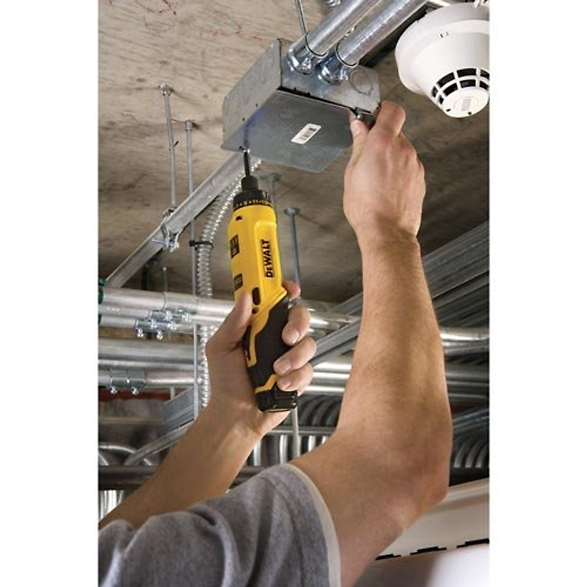 DEWALT 8V MAX Cordless Screwdriver Kit, Gyroscopic, 2 Batteries, Electric (DCF680N2)